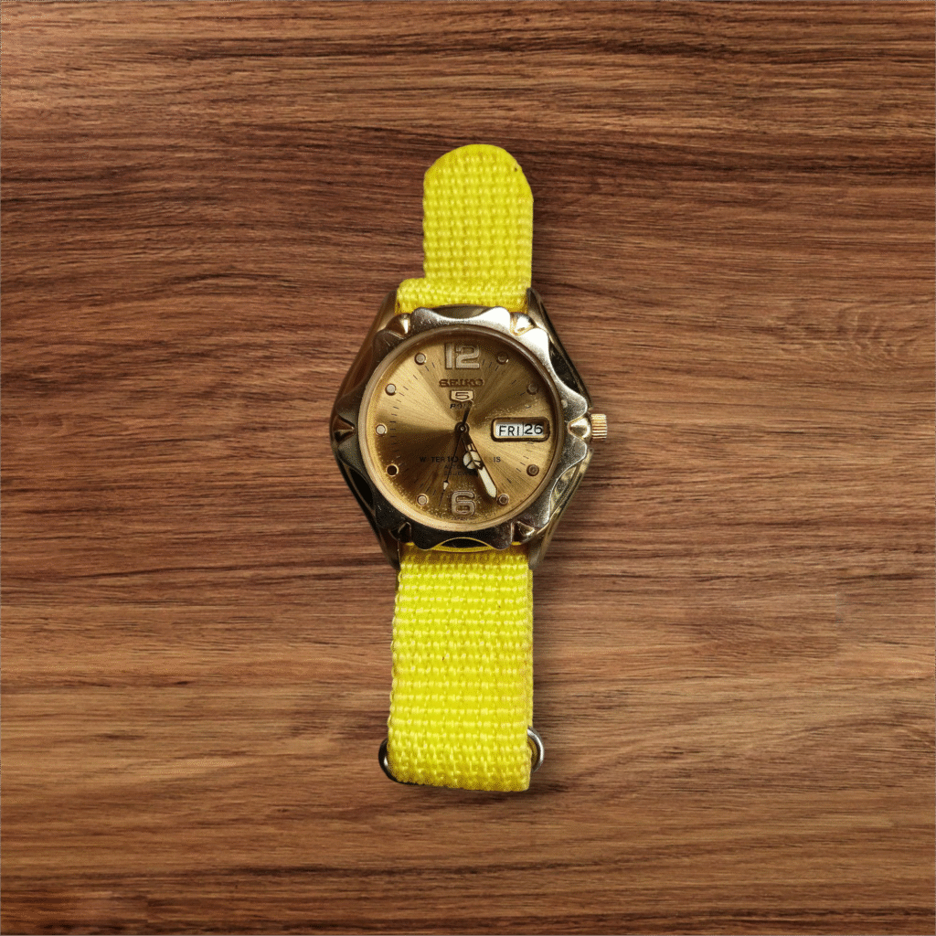 vintage Seiko sport's golden dial automatic watch on - Time Ticks