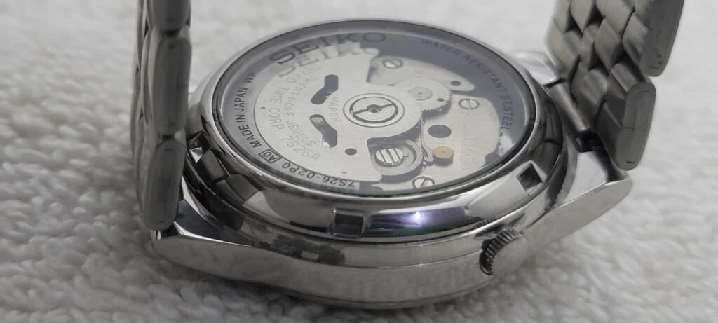 SEIKO 7S26 AUTOMATIC golden dial - Time Ticks